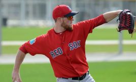 Is Red Sox prospect Edwin Escobar's future in relief?