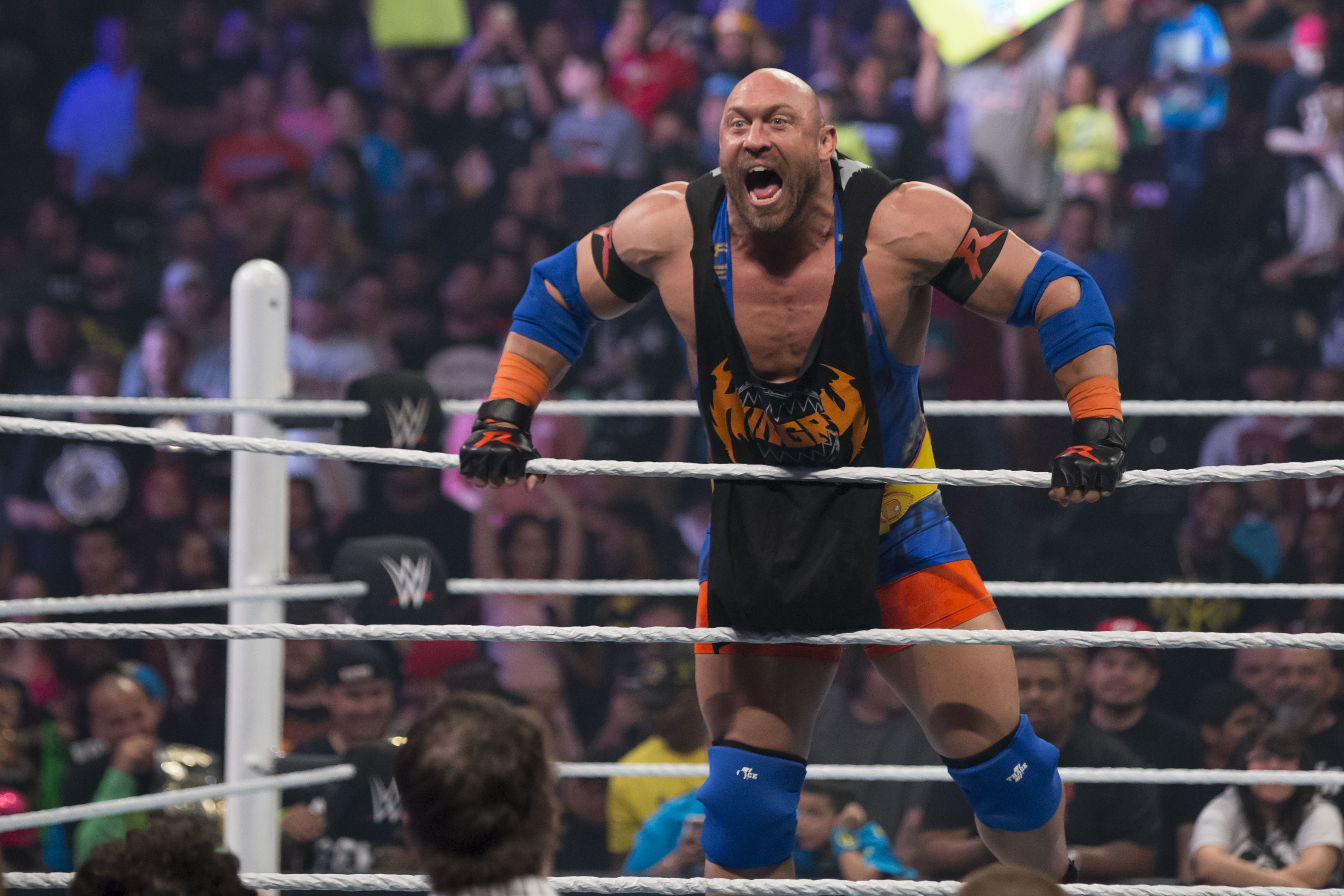 Former WWE star Ryback in talks with Bellator MMA