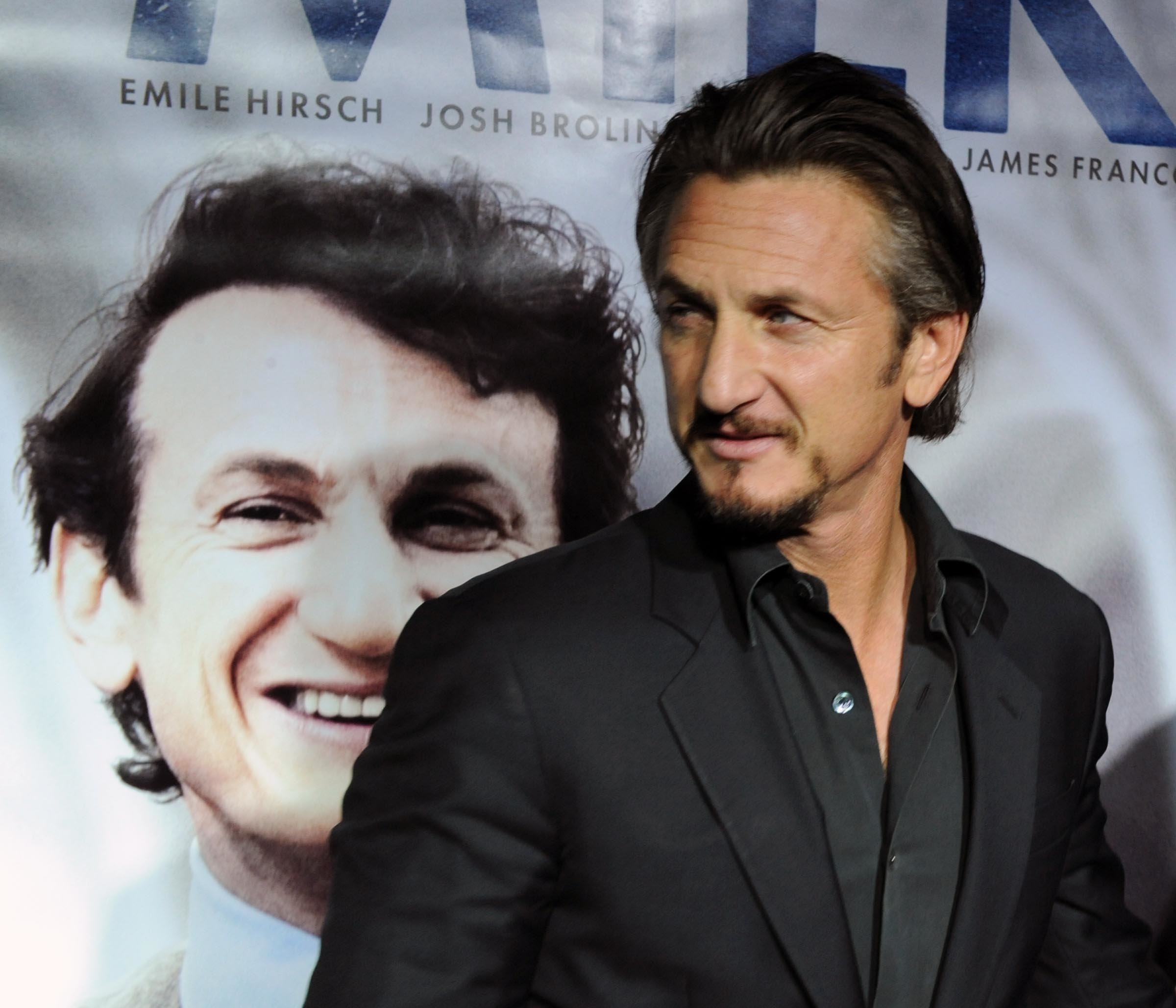 Milk starring Sean Penn joins the 50 Best Movies on Netflix