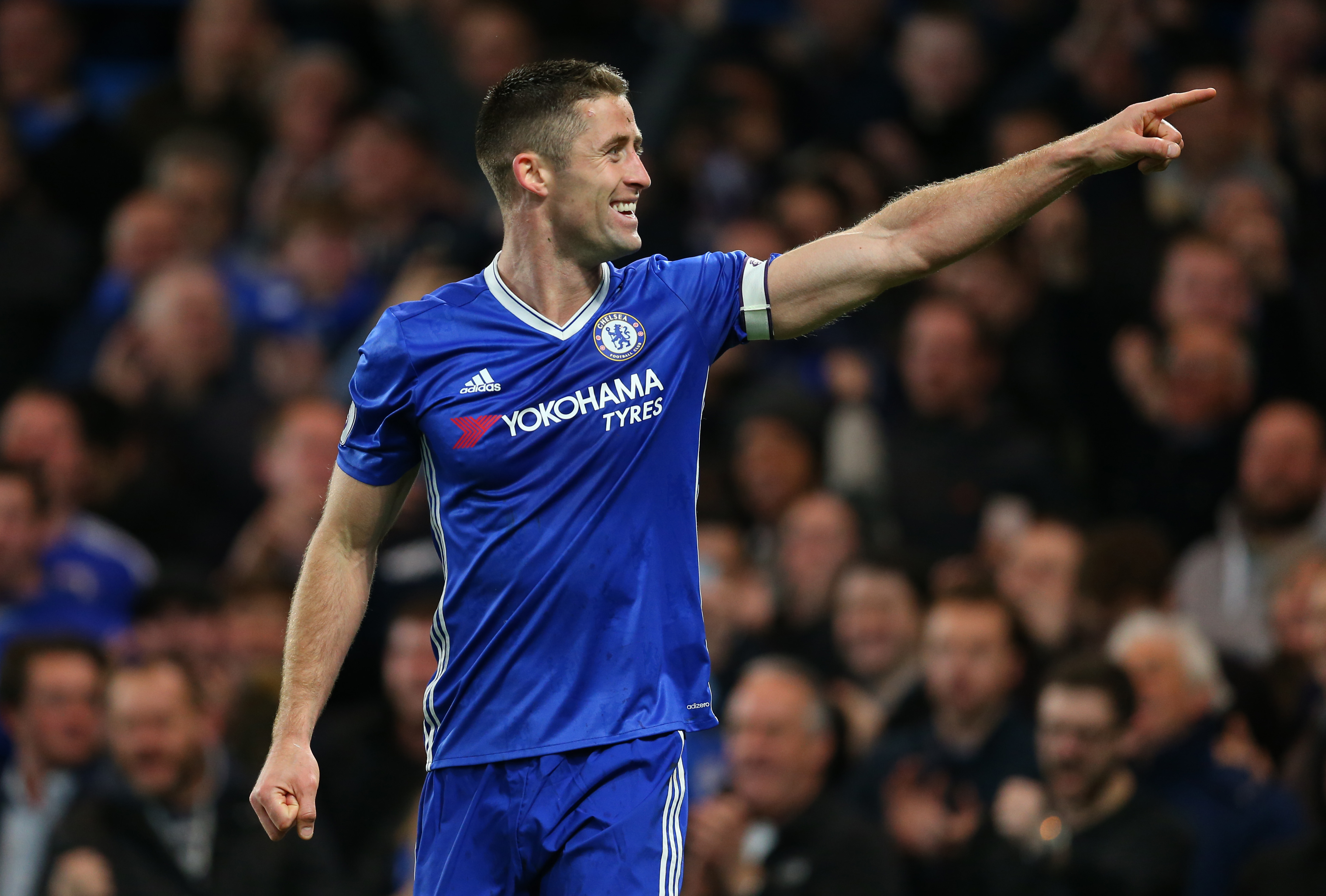 Premier league 2016-17 awards: 5 best center-backs