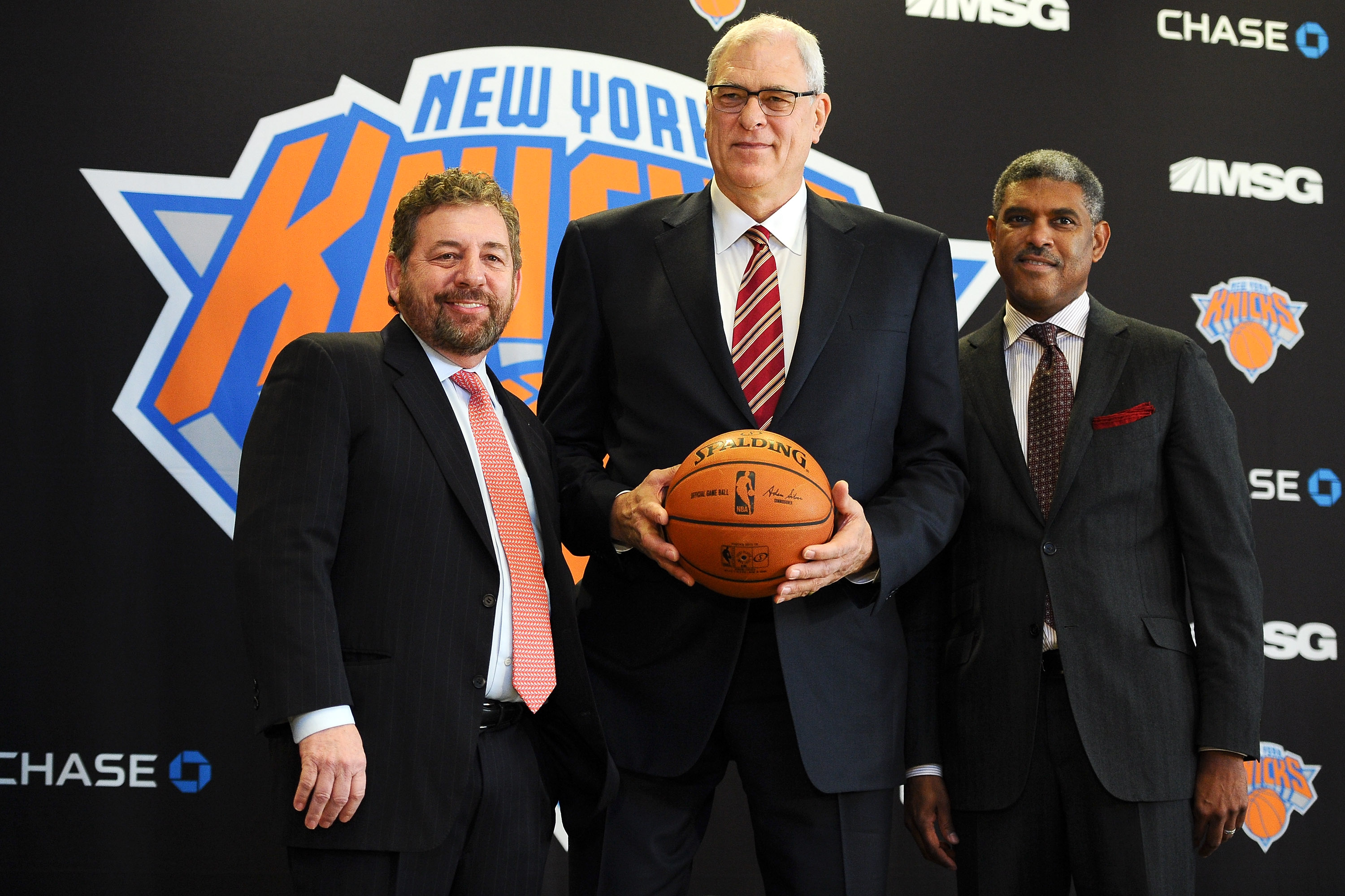 New York Knicks: Time to cut ties with the Phil Jackson regime