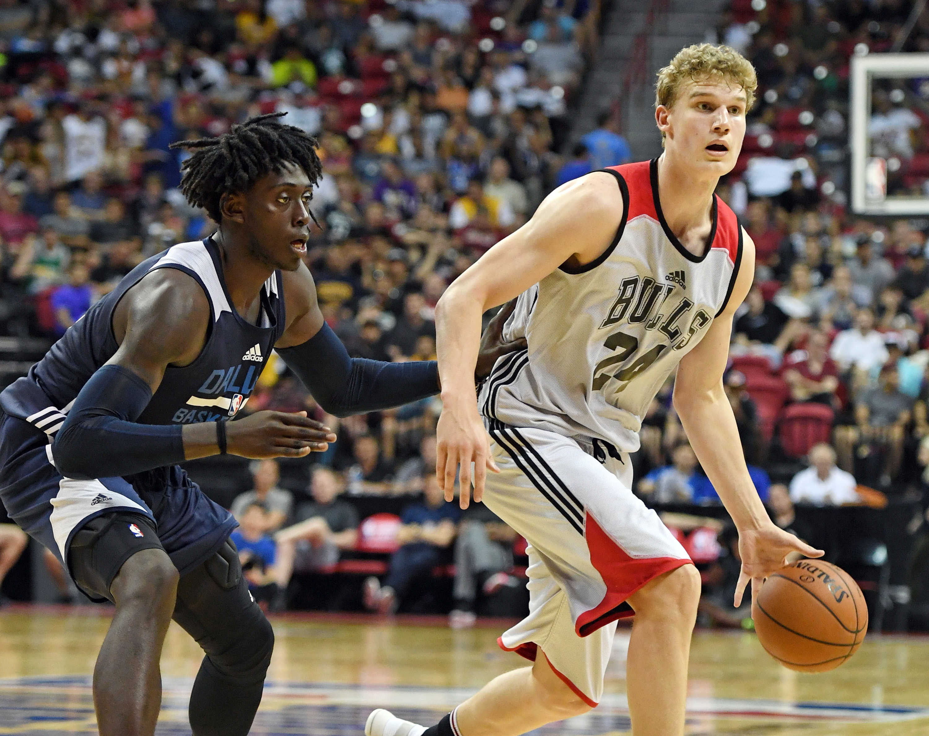 Chicago Bulls: Lauri Markkanen looks good in NBA Summer League action