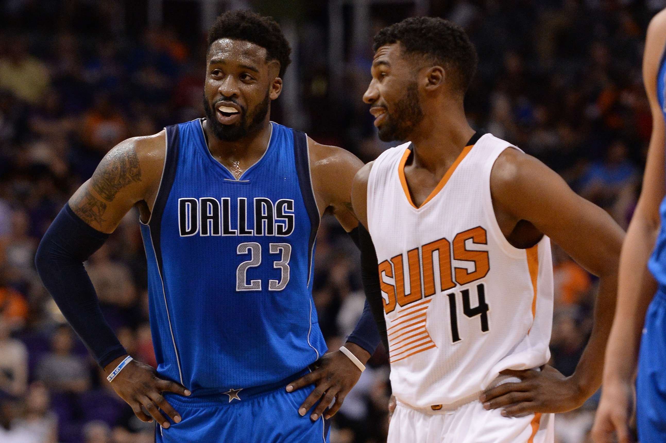 Rookie, Phoenix Scorch Dallas Mavericks In Series Finale