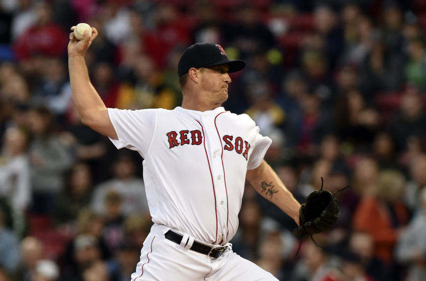 Red Sox: What's wrong with knuckleball pitcher Steven Wright?