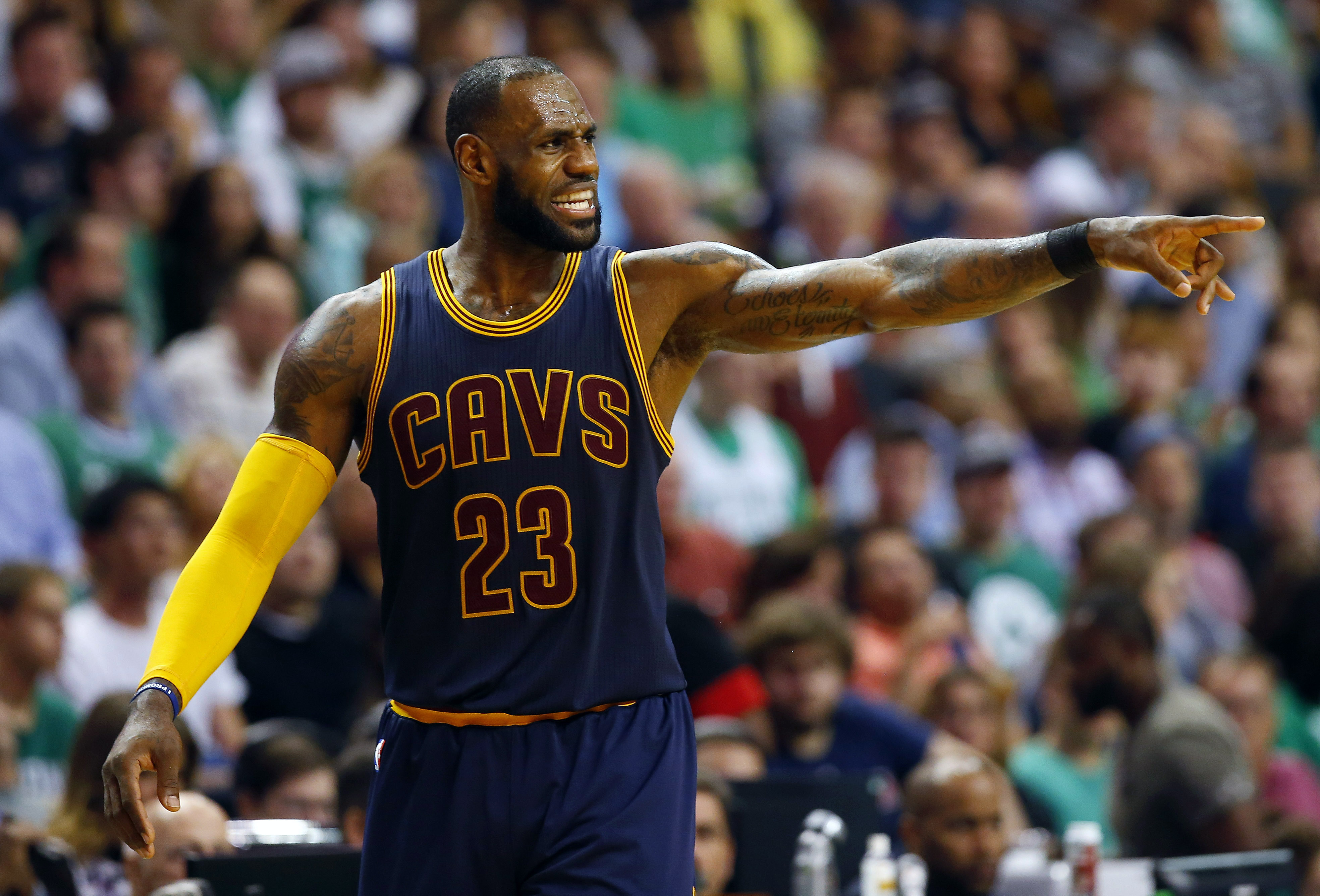 Lebron James Passes Michael Jordan In Playoff Points