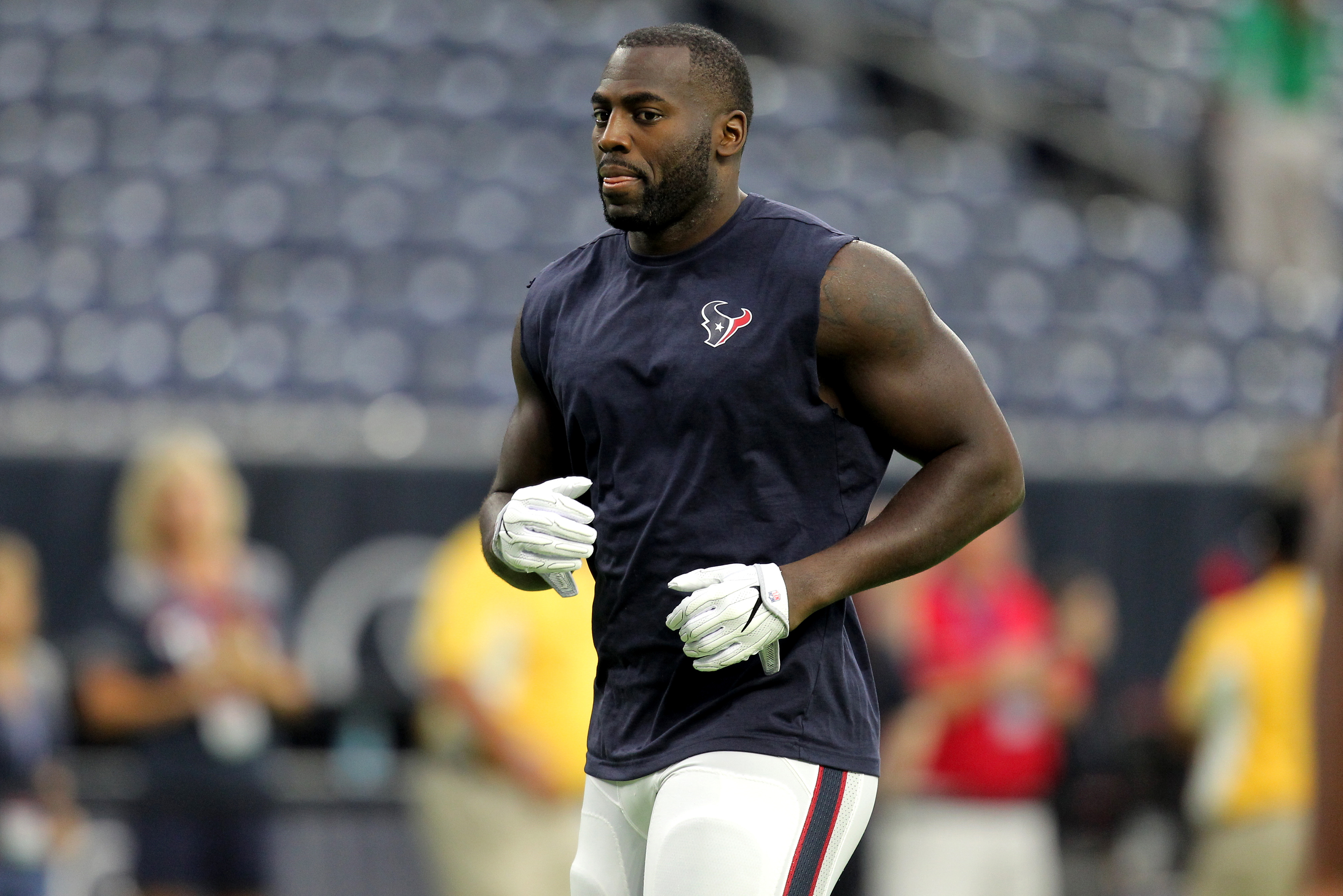 Whitney Mercilus voted best looking Texans player
