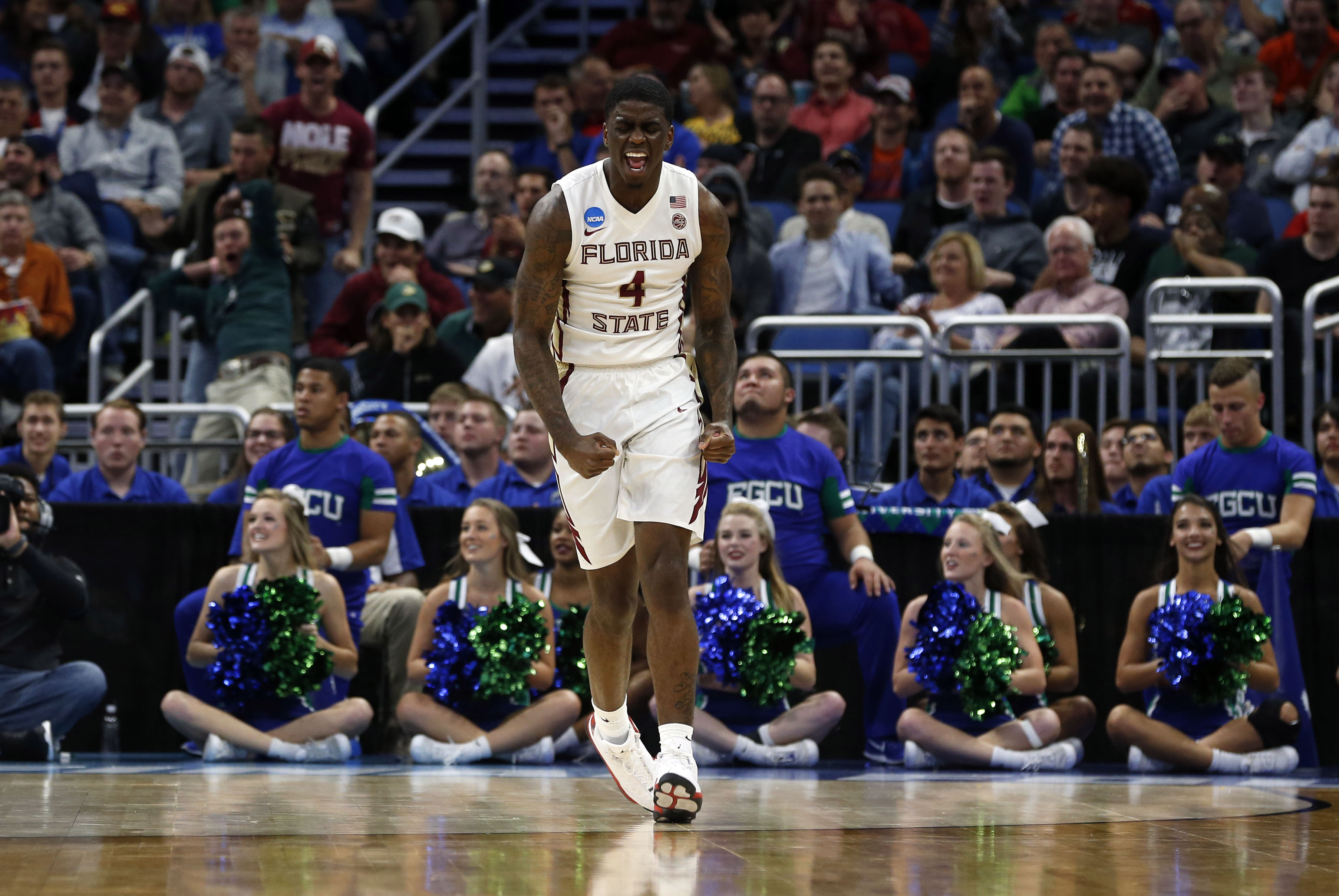 Dwayne Bacon flies for monster jam over FGCU, Dunk City (Video)