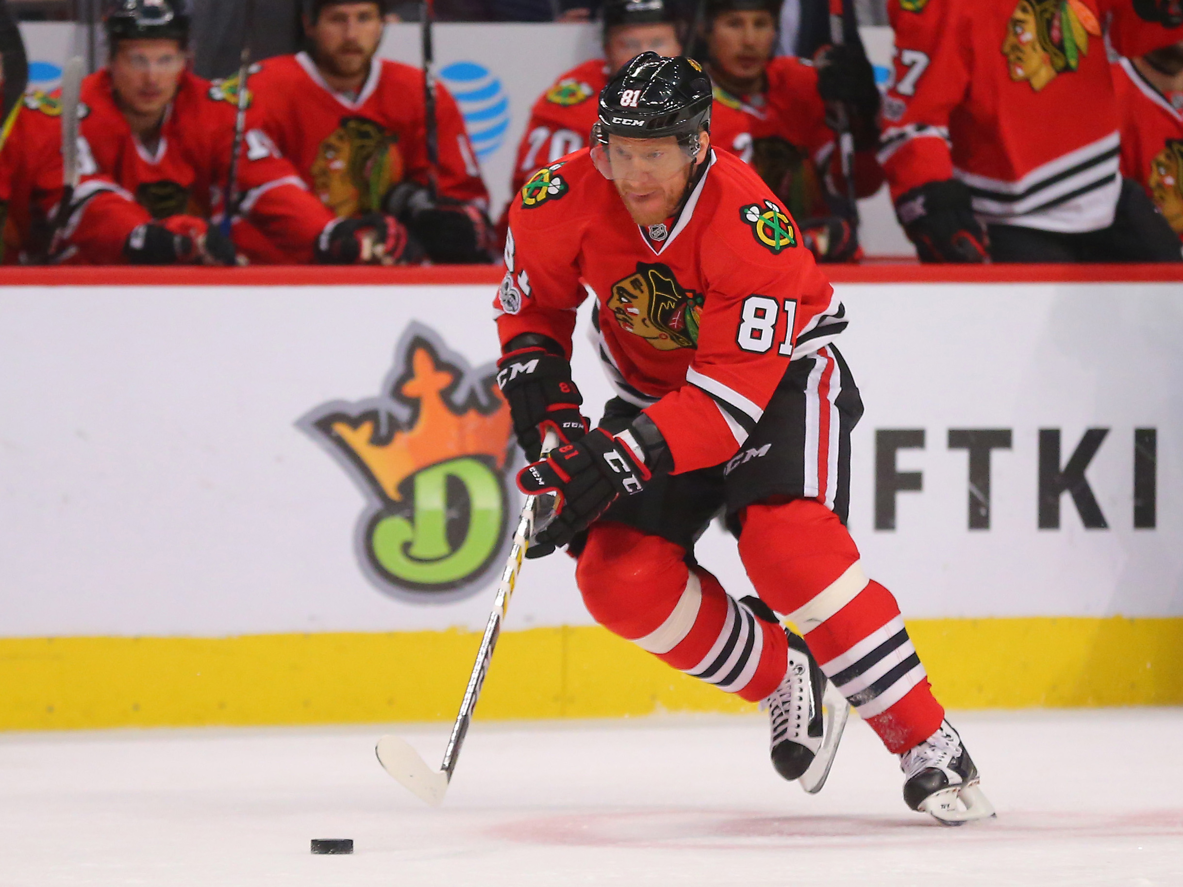Chicago Blackhawks' Marian Hossa Reaches 600 Career Assists
