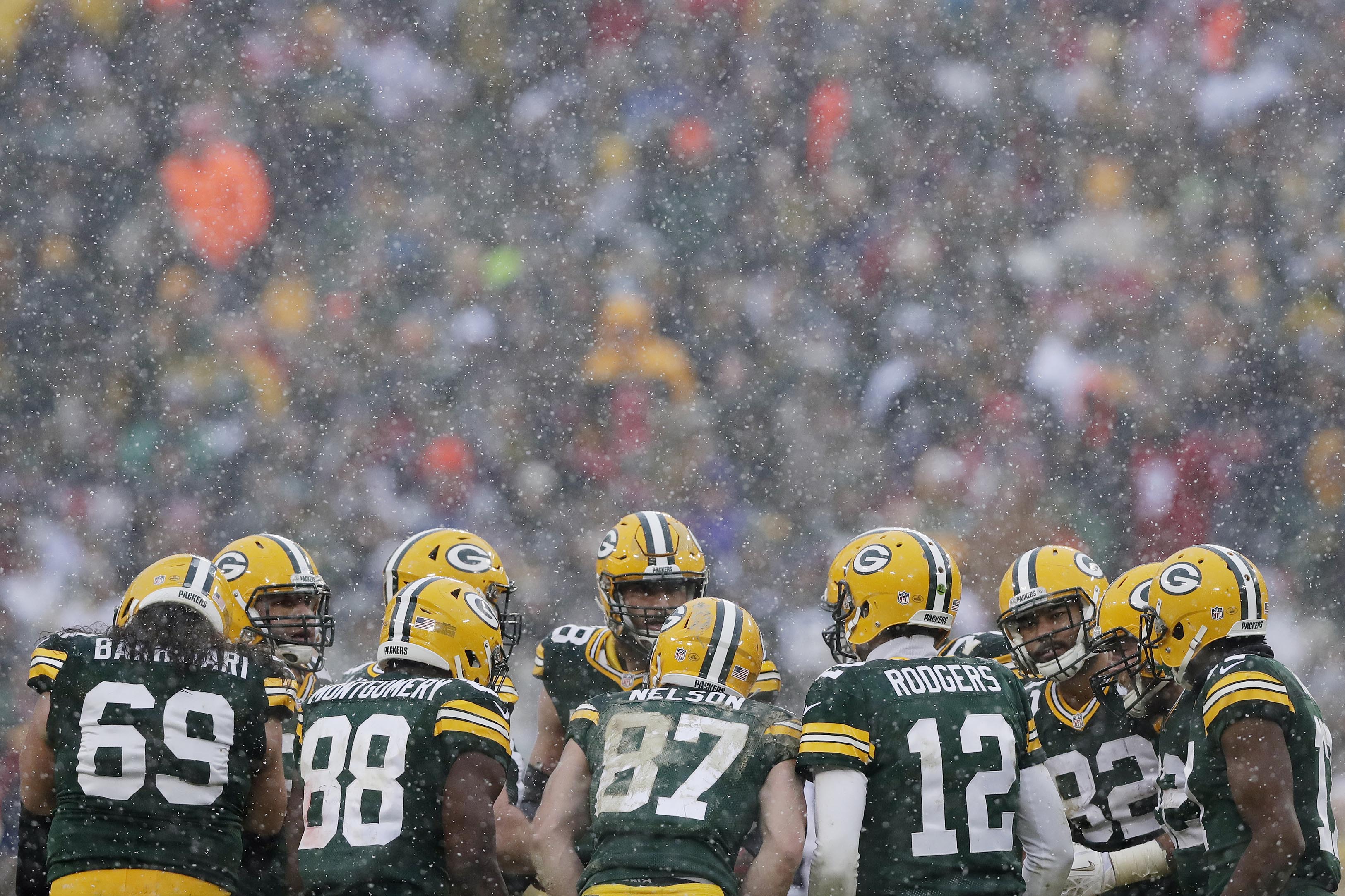 Green Bay Packers: Why the offense will be better in 2017